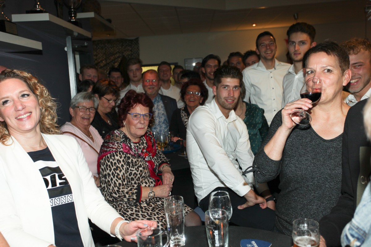 Genieten van wildbuffet Jos Maas - Voetbalvereniging Gemert